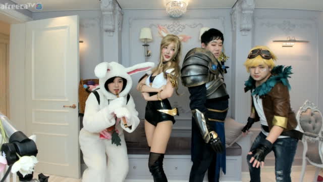 [클립]아윤 KDA아리코스프레 공개합니다 릴카X감스트X킴성태 롤 코스프레 | SOOP VOD