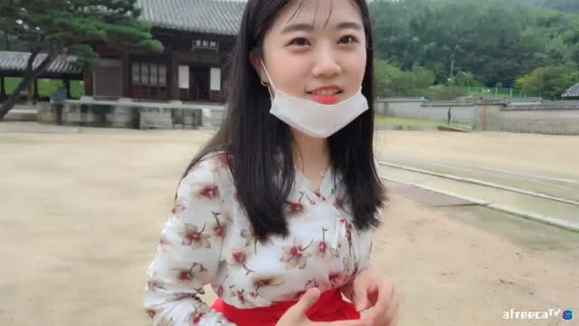 [클립][클립] 광복절 _한복입고 태극기 휘날리기 8.15 | SOOP VOD