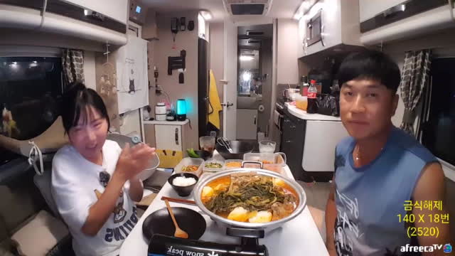 [클립] RP핫독n똘녀에게 별풍선 140개 선물 | SOOP VOD