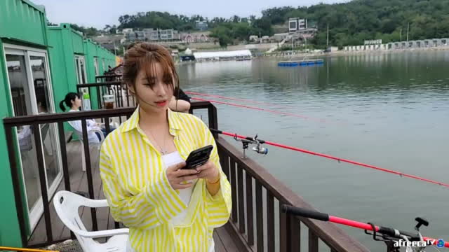 [클립]윤종x흥민x나니x임지우 낚CK 77000개빵 | SOOP VOD