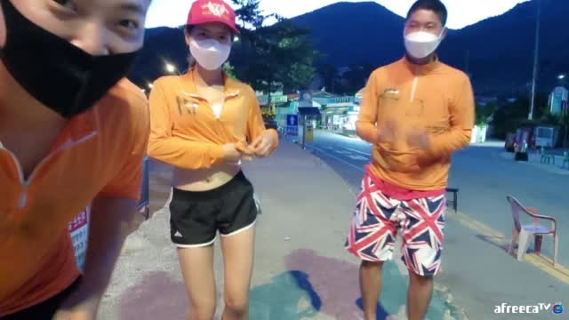 [클립]SOS 무인도팀 마지막 임무완료X이운재X이새우 시조새 | SOOP VOD