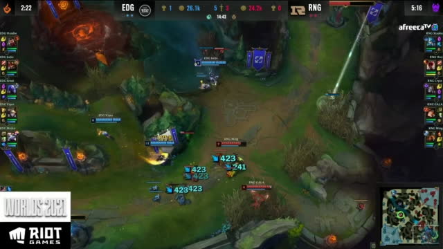 [클립][RNG vs EDG] 2021 LoL 월드챔피언십 8강 2경기 | SOOP VOD