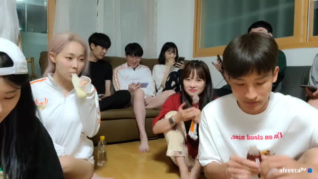 [클립] s시조새s에게 별풍선 153개 선물 | SOOP VOD