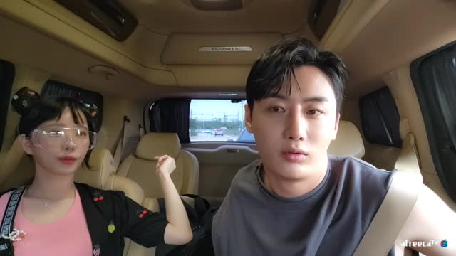 [클립]남순x유소나 3년만에 야방 워터밤 모르면 드루와 NSU | SOOP VOD