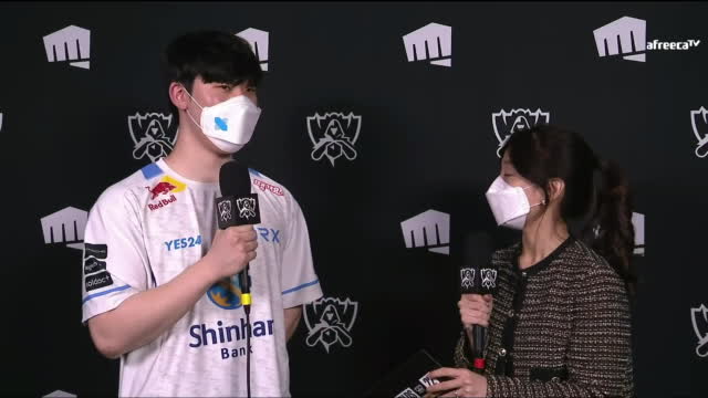 [클립][RNG vs SGB] 2022 LoL 월드챔피언십 플레이 인 스테이지 Day4 | SOOP VOD