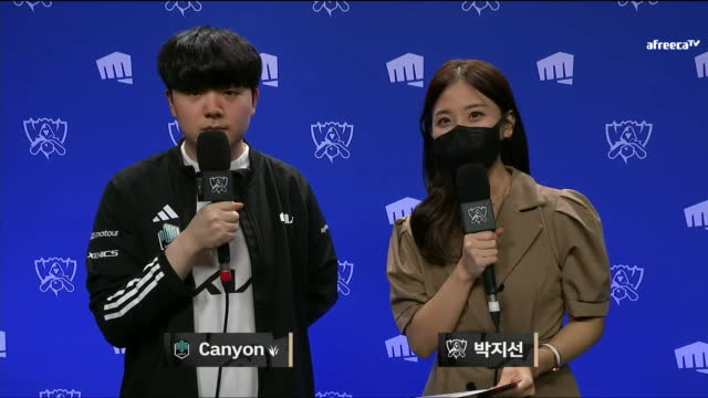 [클립][CFO vs 100T] 2022 LoL 월드챔피언십 그룹 스테이지 Day1 | SOOP VOD