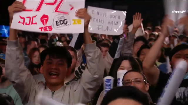[클립][T1 vs EDG] 2022 LoL 월드챔피언십 그룹 스테이지 Day1 | SOOP VOD