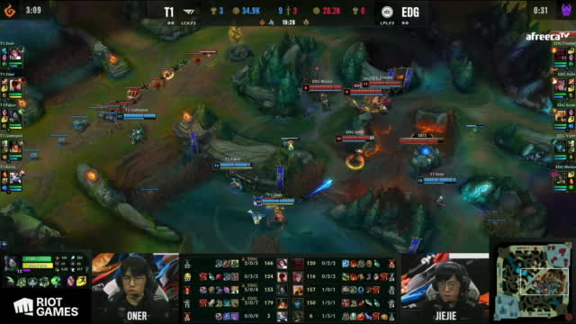 [클립][T1 vs EDG] 2022 LoL 월드챔피언십 그룹 스테이지 Day1 | SOOP VOD