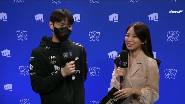 [클립][CFO vs RNG] 2022 LoL 월드챔피언십 그룹 스테이지 Day3 | SOOP VOD