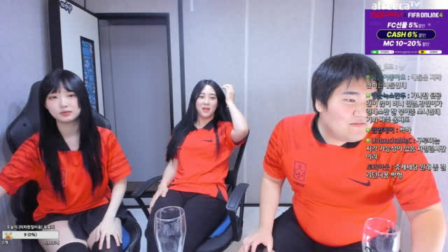 [클립]미녀분들오셨다.. 한국VS가나 카타르 월드컵 sbs mbc kbs 중계 축구 피파4 구루미X봉순X마빡 | SOOP VOD