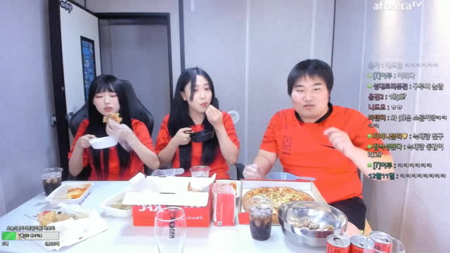 [캐치]미녀분들오셨다.. 한국VS가나 카타르 월드컵 sbs mbc kbs 중계 축구 피파4 구루미X봉순X마빡 | SOOP VOD