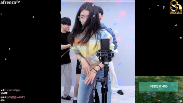 [클립]수니그룹 딩고라이브 윤하 - 비밀번호486 | SOOP VOD