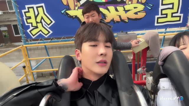 [클립][JUP]채현준x조연 슬링샷 표정 안변하기 벌칙 | SOOP VOD