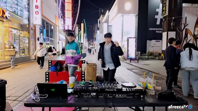 [캐치][랜덤댄스]DJ 버스킹 청주4탄 오늘은 누가올까요? #춤추는곰돌 #곰엔터 | SOOP VOD