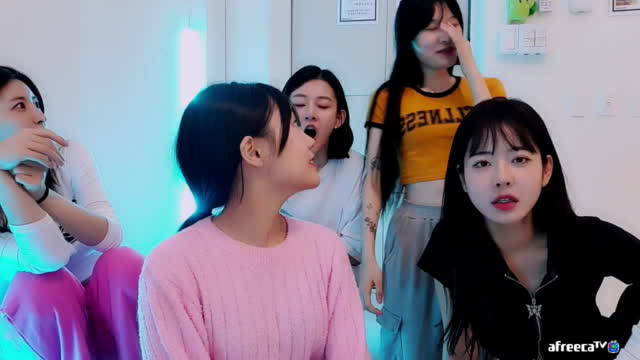 [클립] BJ마꼬에게 별풍선 1477개 선물 | SOOP VOD