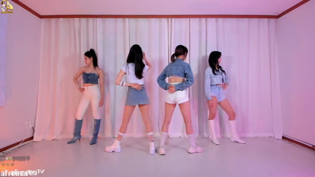 [클립]핀아 - 워너비 (With NSB댄스팀) | SOOP VOD