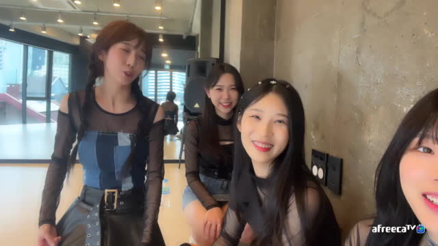 [캐치][BJ취미동아리2기] 3화 커버댄스촬영날 단잉x디임x보라x민지 _ jup | 아프리카TV VOD