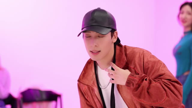 [클립][K-POP 배틀모드] 이번 우승상품은? 뉴비 댄스 크루 #52 | SOOP VOD