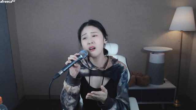 [클립] [AMC]아티에게 별풍선 147개 선물 | 아프리카TV VOD