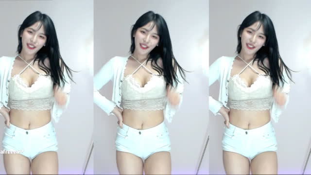 [클립][SD]한겨울 신입여캠 8일차 스치면 열혈 ♡ | SOOP VOD