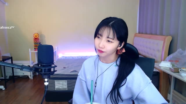 [클립] [AMC]치티에게 별풍선 172개 선물 | 아프리카TV VOD