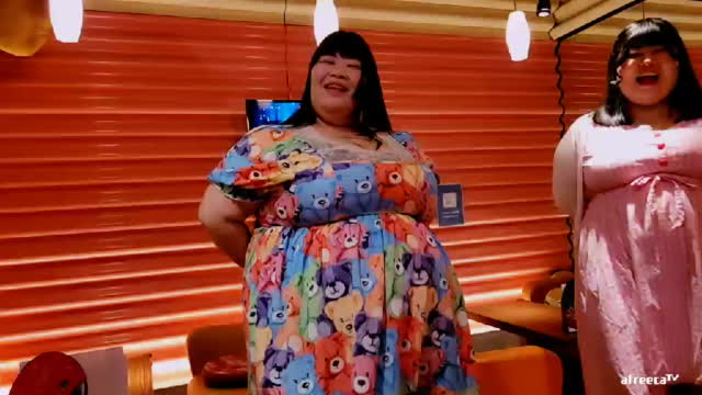 [클립]몸무게총합 400kg 뚱녀메이드 카페 ㄱㄱ 일본오사카🇯🇵 도톤보리 해외여행 노방종 | SOOP VOD