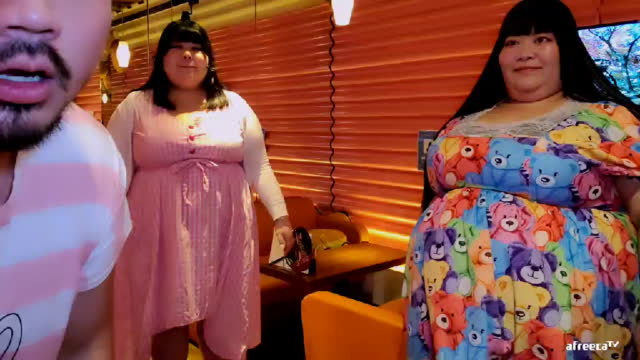 [클립]몸무게총합 400kg 뚱녀메이드 카페 ㄱㄱ 일본오사카🇯🇵 도톤보리 해외여행 노방종 | SOOP VOD