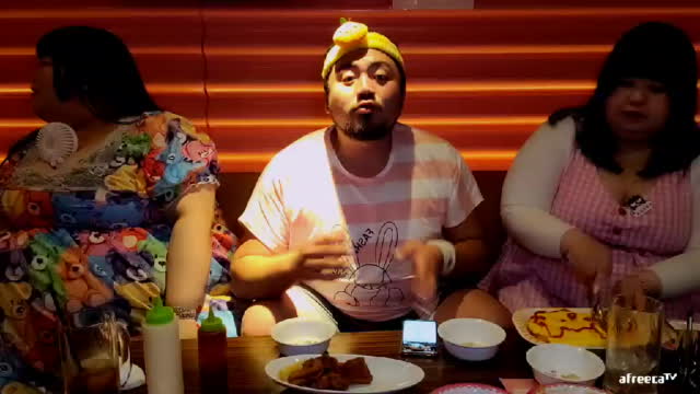 [클립]몸무게총합 400kg 뚱녀메이드 카페 ㄱㄱ 일본오사카🇯🇵 도톤보리 해외여행 노방종 | SOOP VOD