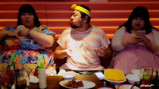 [클립]몸무게총합 400kg 뚱녀메이드 카페 ㄱㄱ 일본오사카🇯🇵 도톤보리 해외여행 노방종 | SOOP VOD