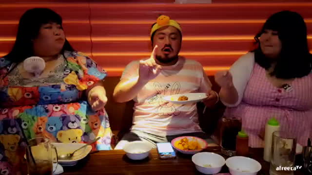 [클립]몸무게총합 400kg 뚱녀메이드 카페 ㄱㄱ 일본오사카🇯🇵 도톤보리 해외여행 노방종 | SOOP VOD