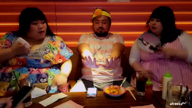 [클립]몸무게총합 400kg 뚱녀메이드 카페 ㄱㄱ 일본오사카🇯🇵 도톤보리 해외여행 노방종 | SOOP VOD