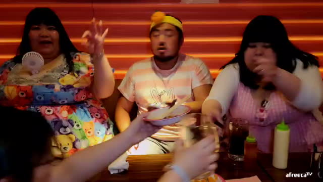 [클립]몸무게총합 400kg 뚱녀메이드 카페 ㄱㄱ 일본오사카🇯🇵 도톤보리 해외여행 노방종 | SOOP VOD