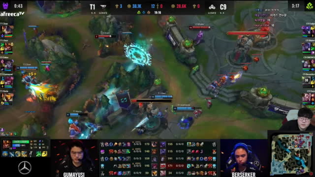 [클립]울챔스 / T1 vs C9 #Worlds23 | SOOP VOD