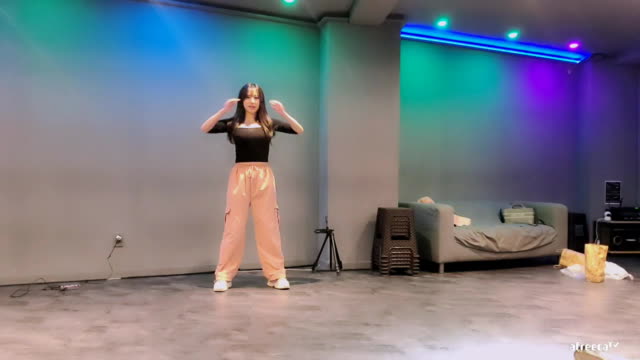 [클립] BJ오쭈에게 별풍선 1456개 선물 | 아프리카TV VOD