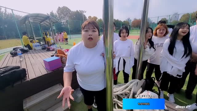 [캐치][MC크루] 3파전 체육대회 파피x신기루xMC크루 채무 파퀴흥구기 | SOOP VOD