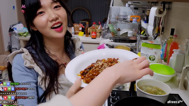 [클립]밥먹으러앙 8화 라미게이편 산낙지손질 무엔터 | 아프리카TV VOD