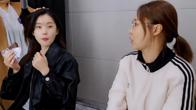 [클립]무엔터/ 유나x채이 유나모델 채이매니저ㅎ | SOOP VOD