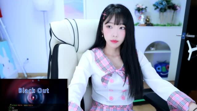 [클립]아리엘 - Black out (아이유) | SOOP VOD