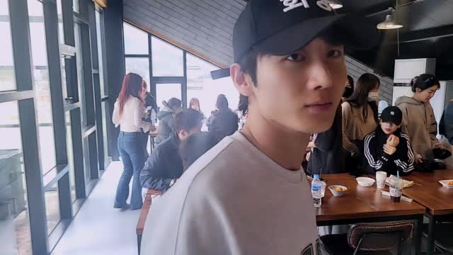 [클립]수니그룹m22 밤새 뭔 일 있었어? | SOOP VOD