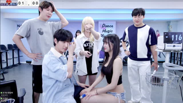 [클립]수니그룹x남순 몸매의신을 찾아라 레전더리 여성분5명 | SOOP VOD