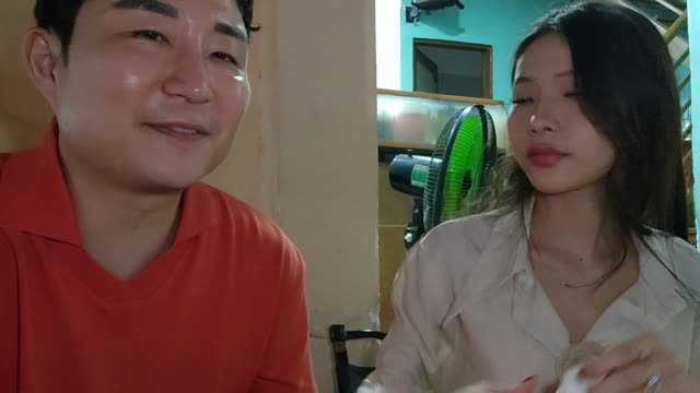 [클립]베트남호치민 2부 대부업 딸 링(루시) ♥ | SOOP VOD