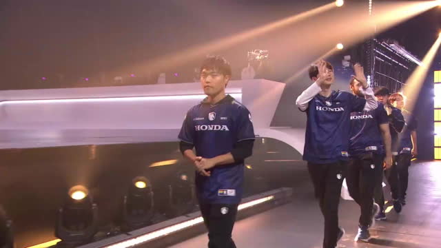 [클립][T1 vs TL] 2024 EWC: League of Legends 4강 | SOOP VOD