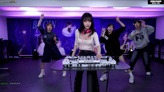 [캐치]남순 DJ츄정 모셨습니다!!! 수니그룹 개별면접 10시 1명 2명 있습니다. | SOOP VOD