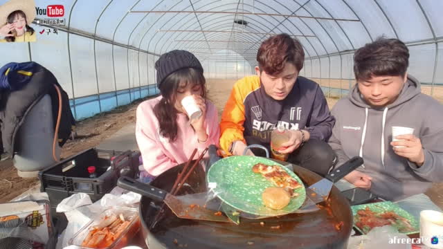 [클립]소유비 제1회 소끼듭쇼 BJ체대오빠 오리주물럭3KG 먹방 | SOOP VOD