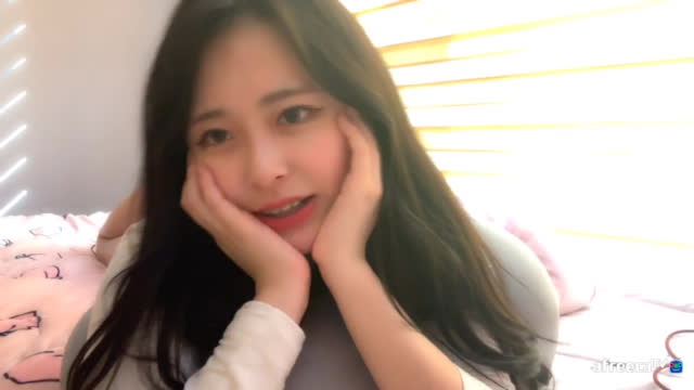 [클립]22살 김빵귤 빙구 리액션 & 현타 | SOOP VOD