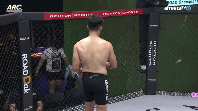 [클립][ARC003] 아프리카TV X 로드FC MMA 콜라보 대회 액션홍구/권아솔/채민준/김대환 | SOOP VOD