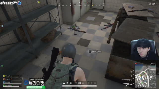 [클립]배그 대회에서 RPG하는 미친팀 ㅋㅋㅋㅋㅋㅋㅋㅋㅋㅋㅋ | SOOP VOD