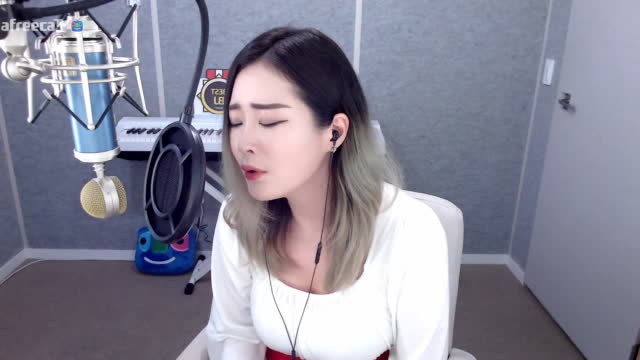 로즈벨. ㅡ 장마(정인) 커버 | SOOP VOD