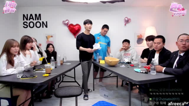 [클립]한타이밍 머리 쓰다듬기 단잉 철구 | SOOP VOD