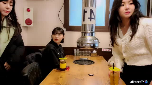 [클립]수니그룹 f4랑 같이 밥묵자 | SOOP VOD